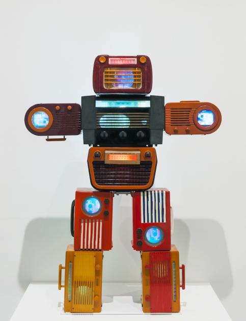 Nam June Paik South Korean Video Art Pioneer Displayed At Tate Modern ...